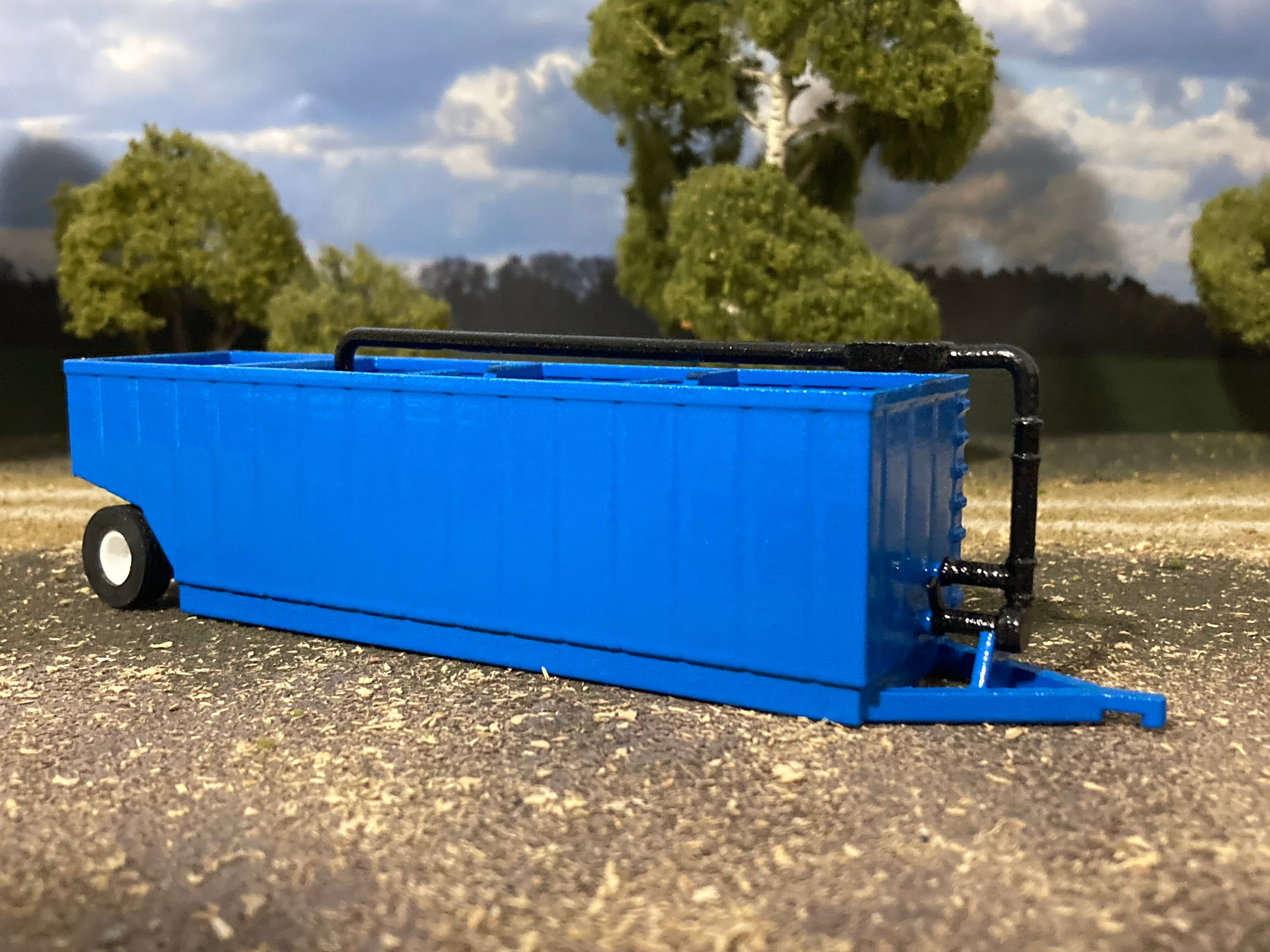 1/64 Dryhill Manure Frac Tank 20,000 gallons – 2 Scale Fabrications